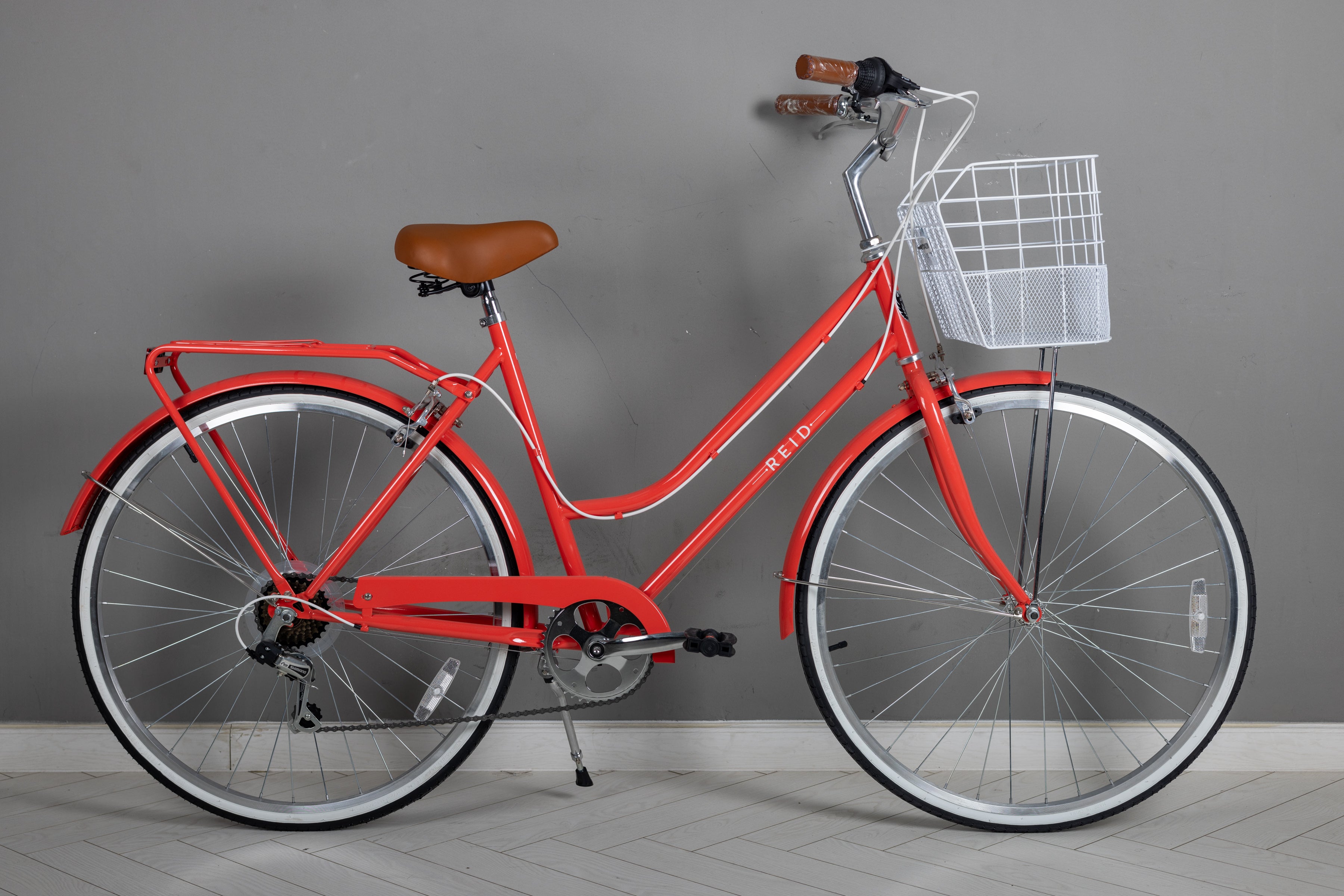 City Bike Classic 7 Speed Urban Bicycle 28 inch L Size – UAEcycle